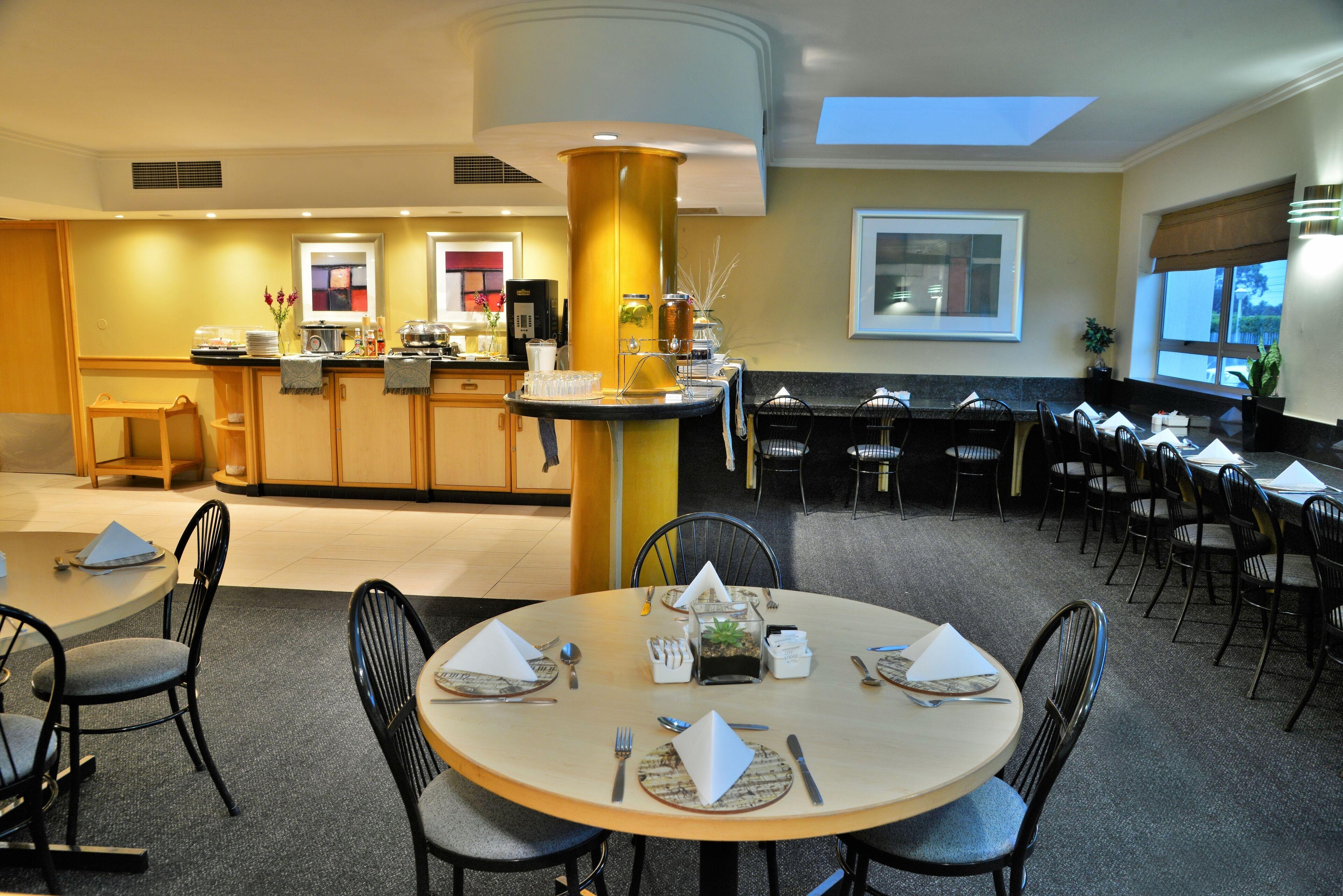 ROAD LODGE N1 CITY ··· Western Cape ··· Great Deals from $47